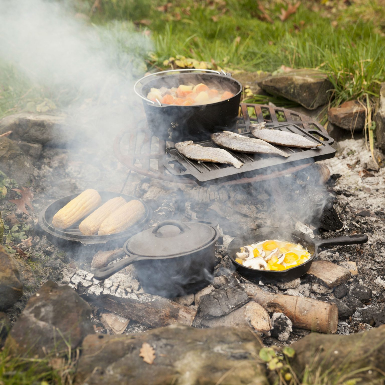 Kampvuur kookset 7 delig - buiten koken - Tuinen-shop.nl